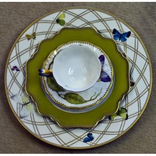 Alberto Pinto Filet a Papillons Dinnerware | Gracious Style