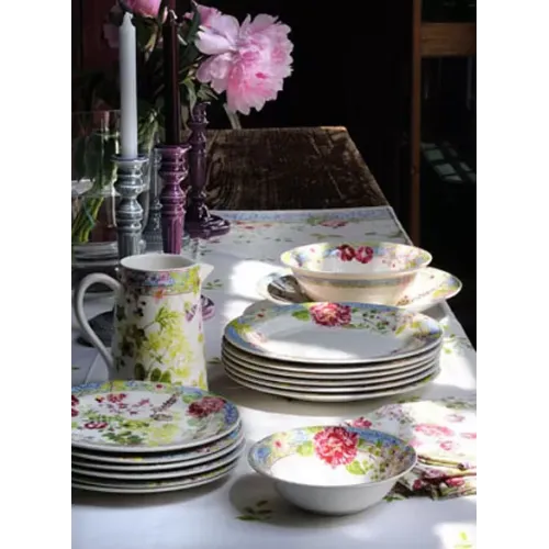 Gien France Millefleurs Dinnerware | Gracious Style